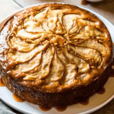 Jamie Oliver Pear and Gingerbread Cake Recipe